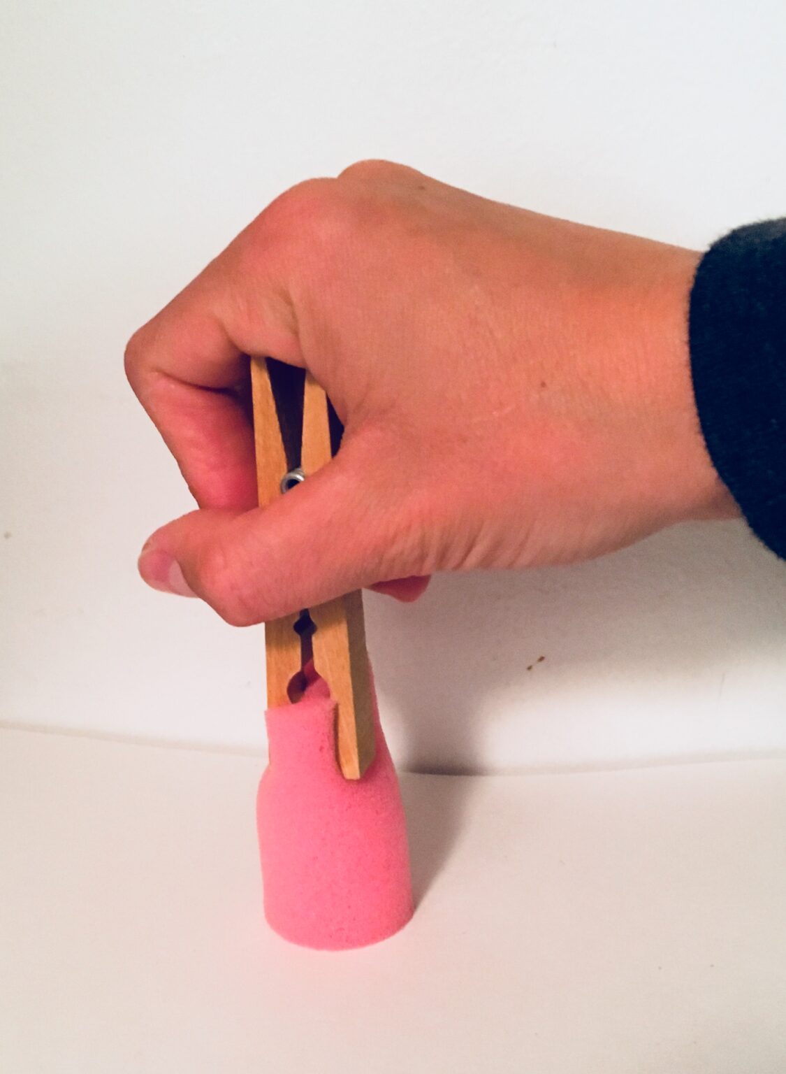 Improving Accessibility with Adapted Art Tools – ScrippsOMA